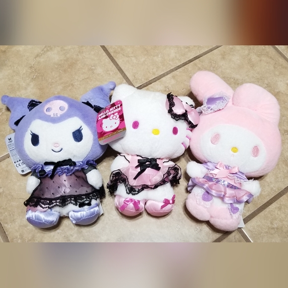 Hello Kitty | Toys | Jazwares Sanrio Ultra Premier Hello Kitty Kuromi ...